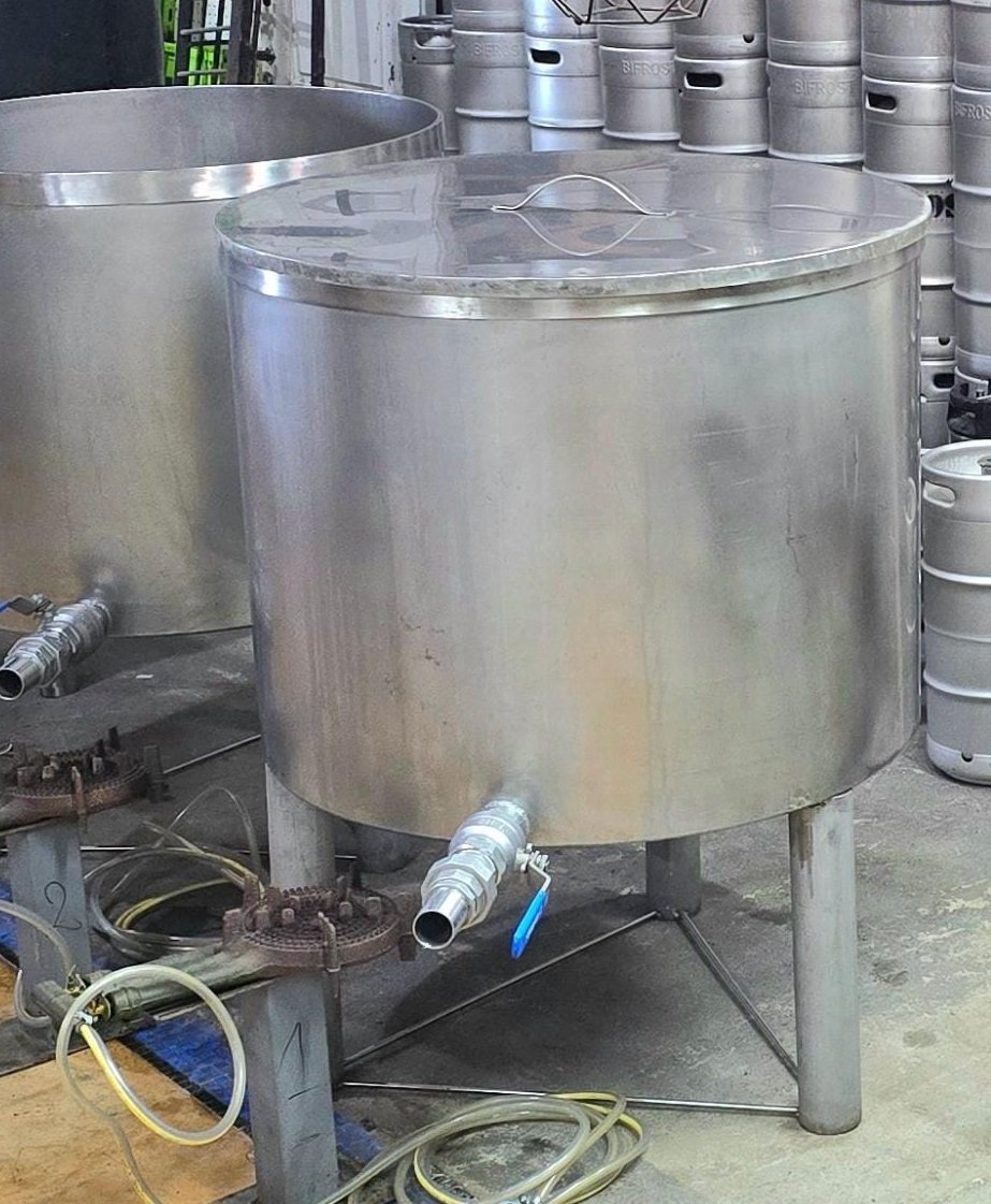 Lote # 10.1 Olla de Hervor 500L con tapa, toda en acero inoxidable 306 ...