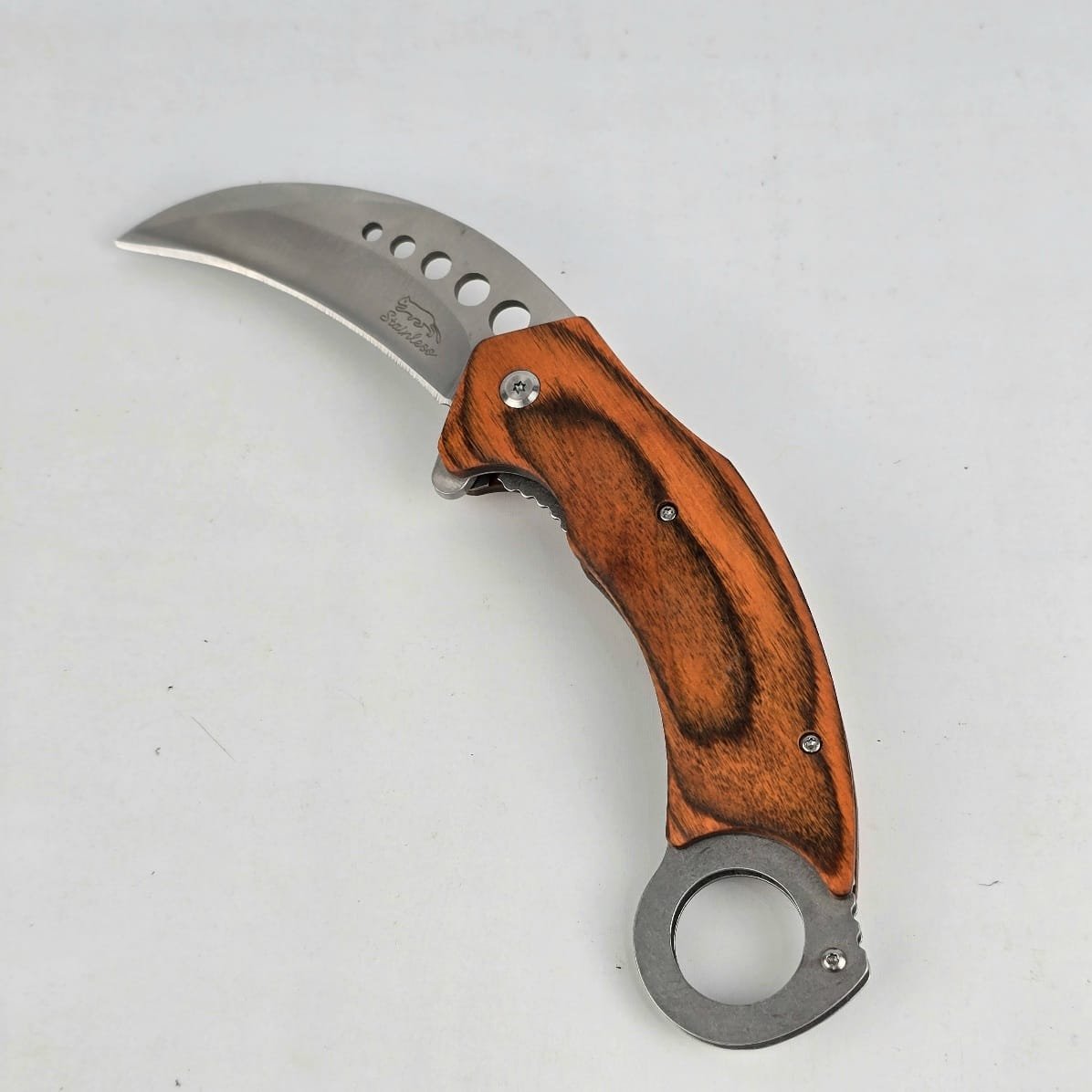 Lote #166 Navaja plegable Karambit con dedal – Narvaja Online