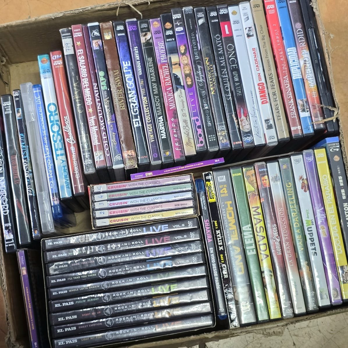 Lote #115 CD musicales x110 piezas – Narvaja Online